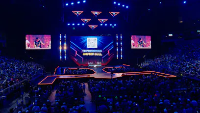 Dude Perfect: The Hero Tour | HOYTS Cinemas